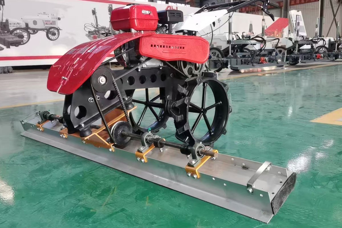 Self-Propelled Concrete Screed Machine - Hiking Machinery